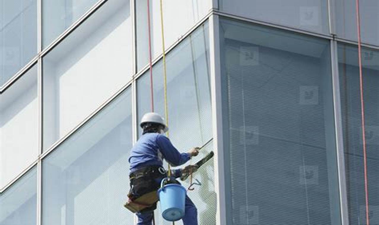 Unveiling The Salaries Of Skyscraper Window Washers: A Comprehensive Guide